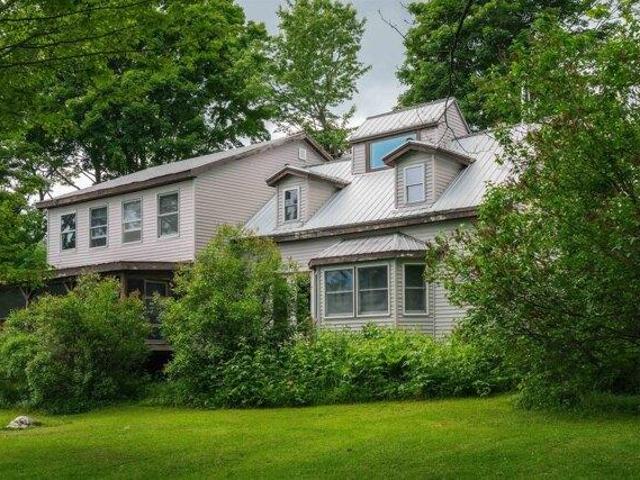 house with 3 bedroom, Johnson VT DS103433125