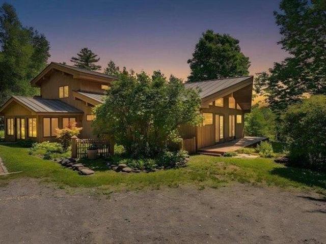 house with 3 bedroom, Johnson VT DS103969817