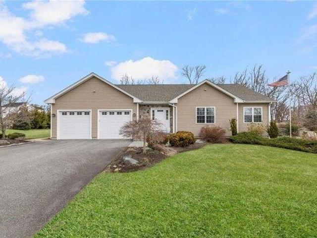 house with 3 bedroom, Johnston RI DLS101749382