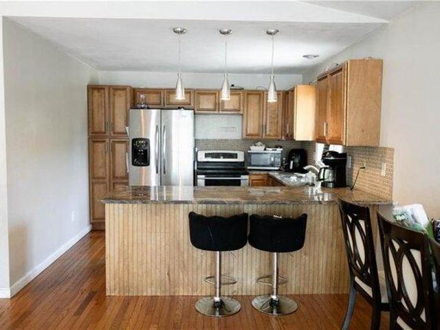 house with 3 bedroom, Johnston RI DLS102723727