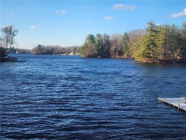 house with 3 bedroom, Johnston RI DS102254651