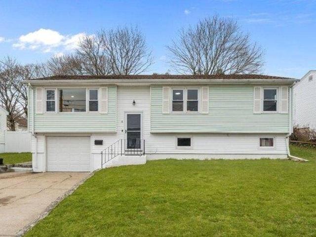 house with 3 bedroom, Johnston RI DS103020023