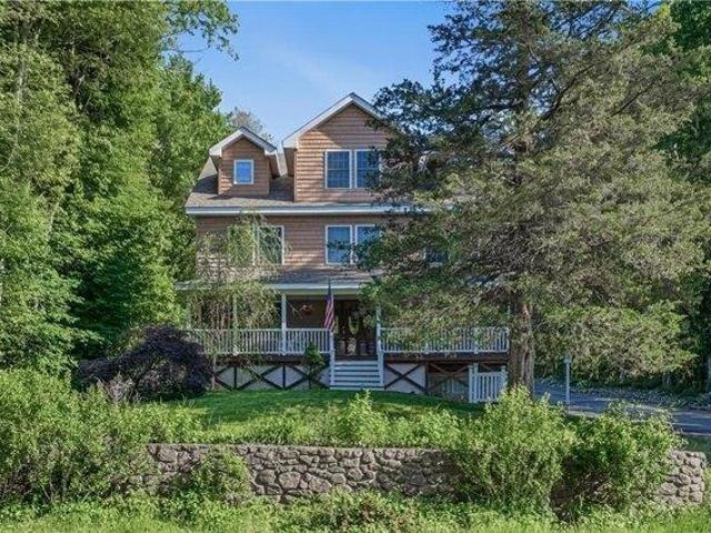 house with 3 bedroom, Johnston RI DS103665720