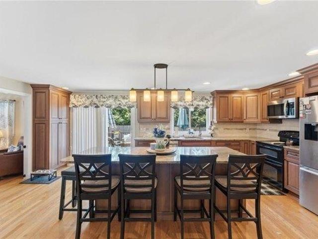 house with 3 bedroom, Johnston RI DS103849958