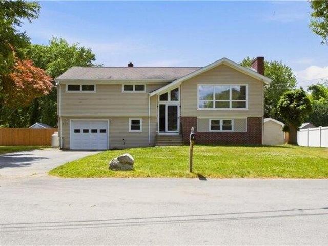 house with 3 bedroom, Johnston RI DS103932643