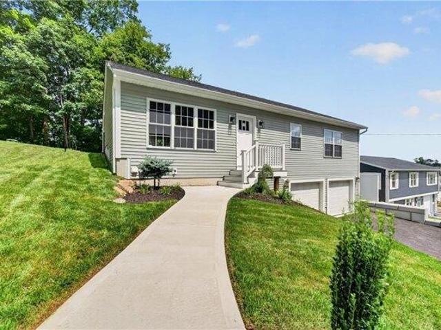 house with 3 bedroom, Johnston RI DS104297006