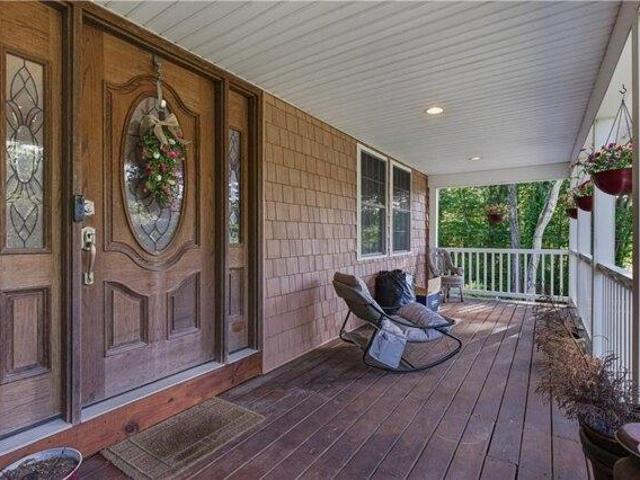 house with 3 bedroom, Johnston RI ES103251310
