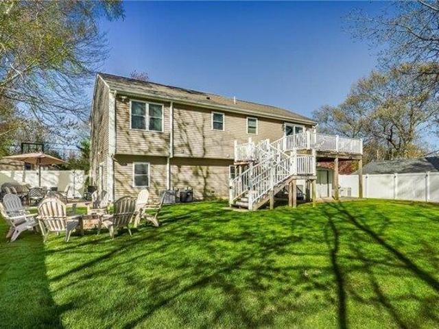 house with 3 bedroom, Johnston RI ES103222069