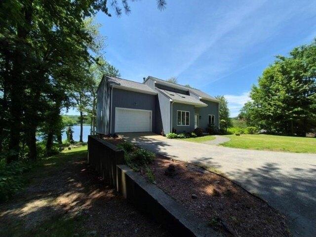 house with 3 bedroom, Johnston RI ES103224109