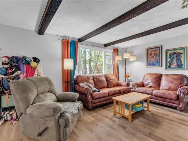 house with 3 bedroom, Johnston RI ES103443309