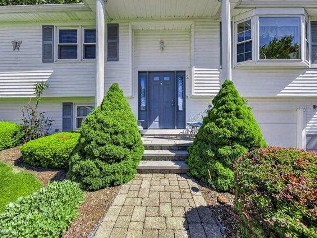 house with 3 bedroom, Johnston RI ES103665726