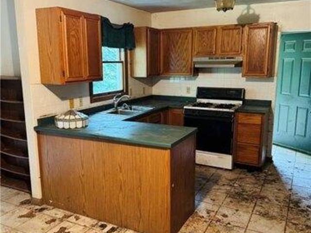 house with 3 bedroom, Johnston RI ES104008178