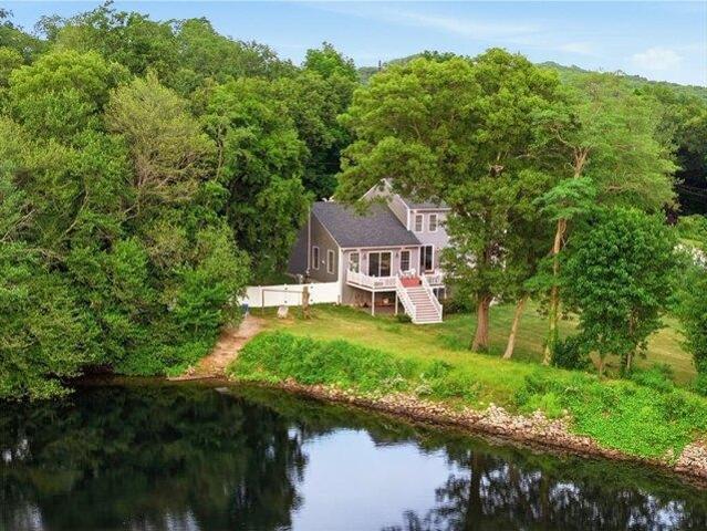 house with 3 bedroom, Johnston RI ES104262362