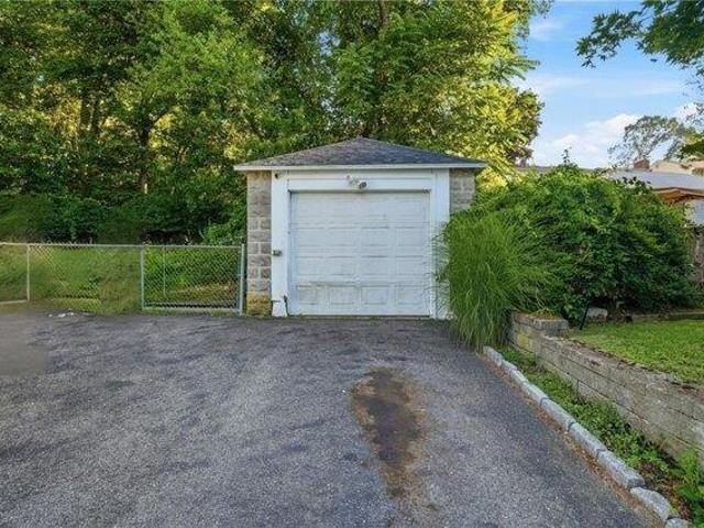 house with 3 bedroom, Johnston RI ES104265346