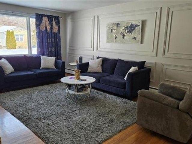 house with 3 bedroom, Johnston RI ES104513483