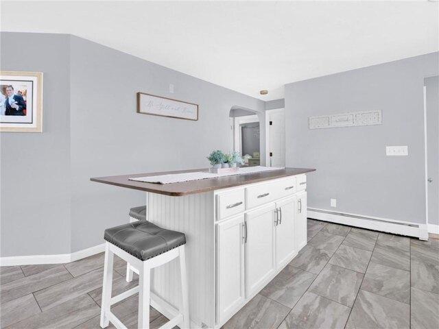 house with 3 bedroom, Johnston RI ES105230864