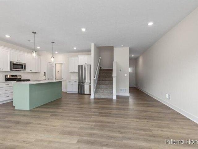 house with 3 bedroom, Kentwood MI DS93089842