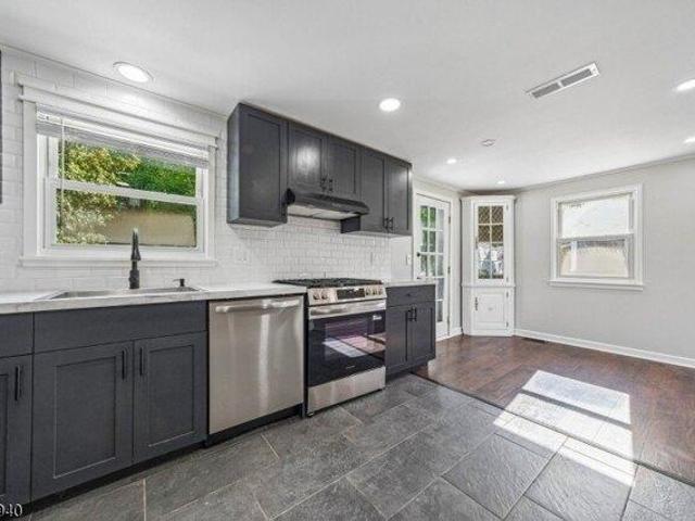 house with 3 bedroom, Kenilworth NJ ES105206899