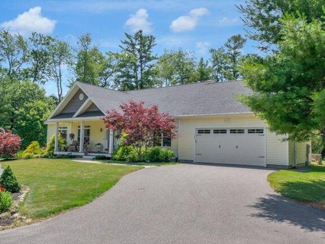 house with 3 bedroom, Kennebunk ME DS104043608