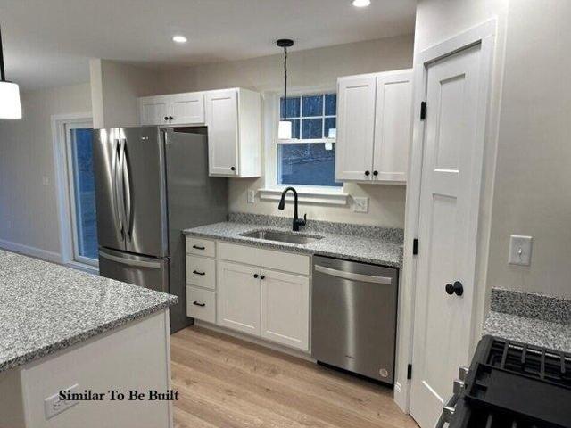 house with 3 bedroom, Kennebunk ME ES104008261