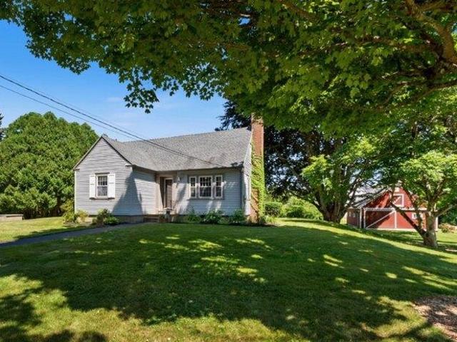 house with 3 bedroom, Kensington NH DS104153359