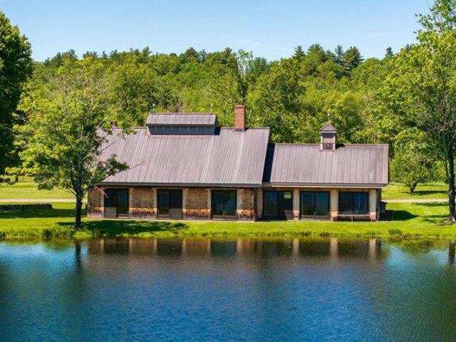 house with 3 bedroom, Kensington NH DS104189373