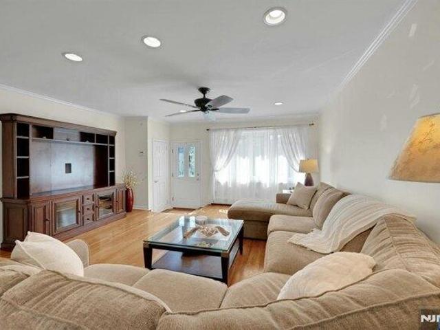 house with 3 bedroom, Kearny NJ DS103186186
