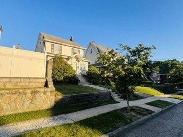 house with 3 bedroom, Kearny NJ ES104605480