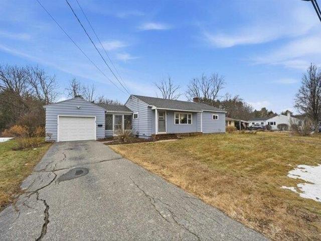 house with 3 bedroom, Keene NH DS102253888