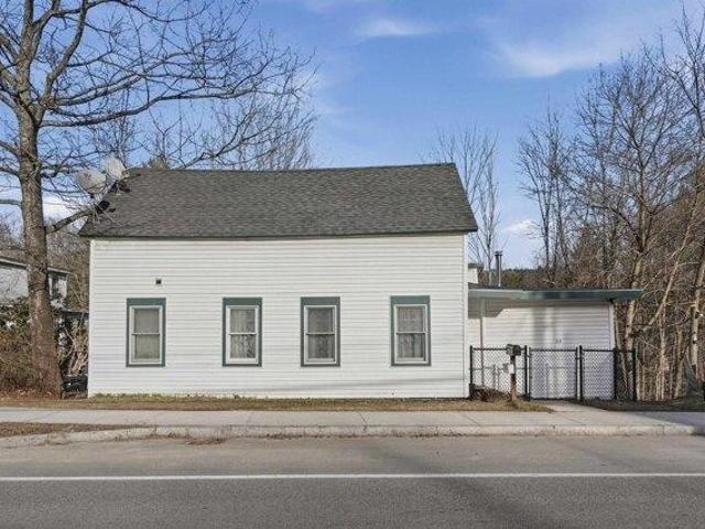 house with 3 bedroom, Keene NH DS103440594
