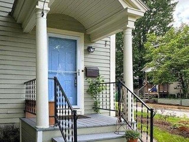 house with 3 bedroom, Keene NH DS104233134