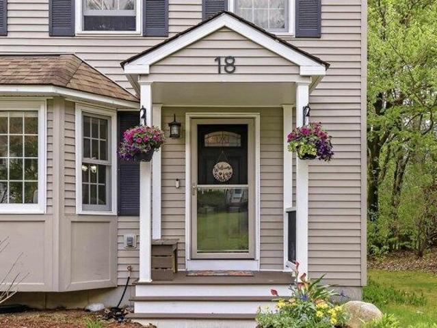 house with 3 bedroom, Keene NH ES103019509