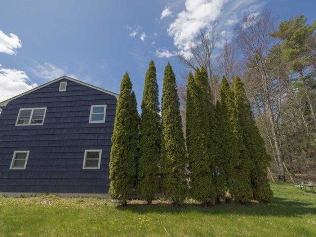 house with 3 bedroom, Keene NH ES103036380
