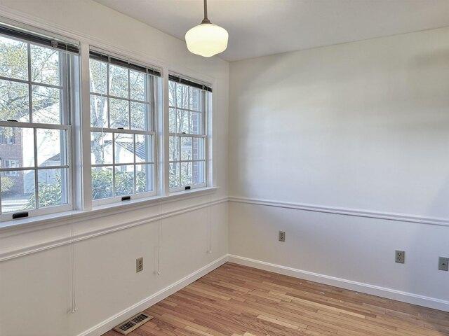 house with 3 bedroom, Keene NH ES103224547