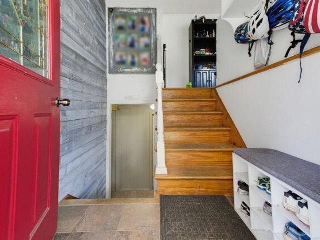 house with 3 bedroom, Keene NH ES104188418
