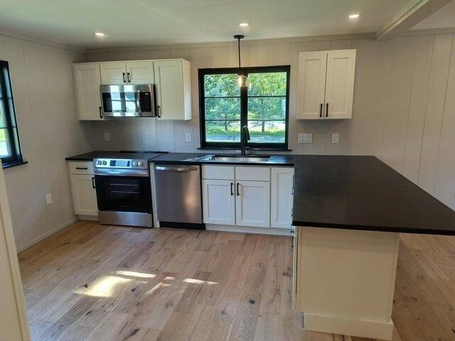 house with 3 bedroom, Keene NH ES104237003