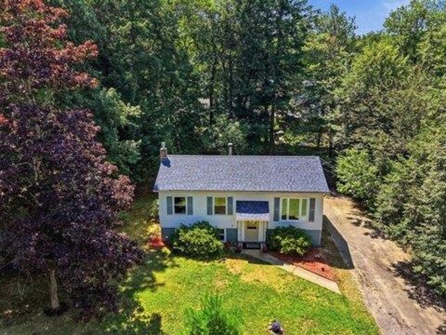 house with 3 bedroom, Keene NH ES104717626