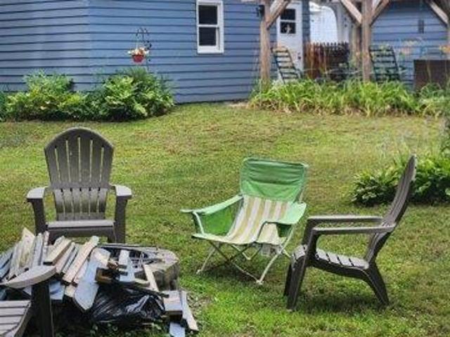 house with 3 bedroom, Keene NH ES105092911