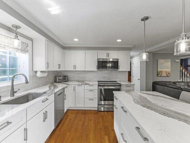 house with 3 bedroom, Kingston MA ES105116568