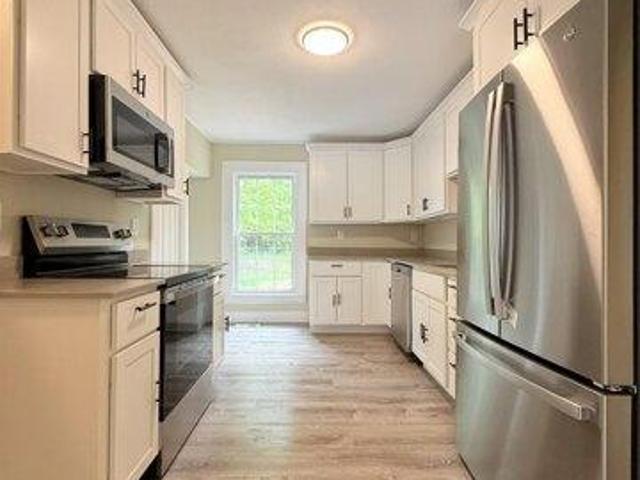 house with 3 bedroom, Kingston NH DS103849078