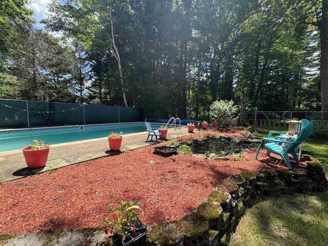 house with 3 bedroom, Kingston NH ES104151357