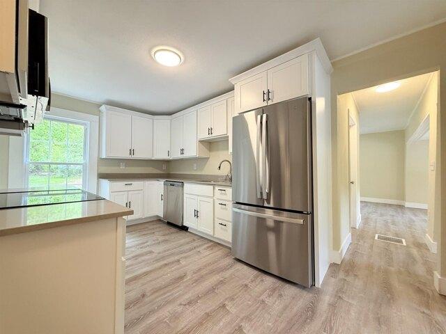 house with 3 bedroom, Kingston NH ES104904898