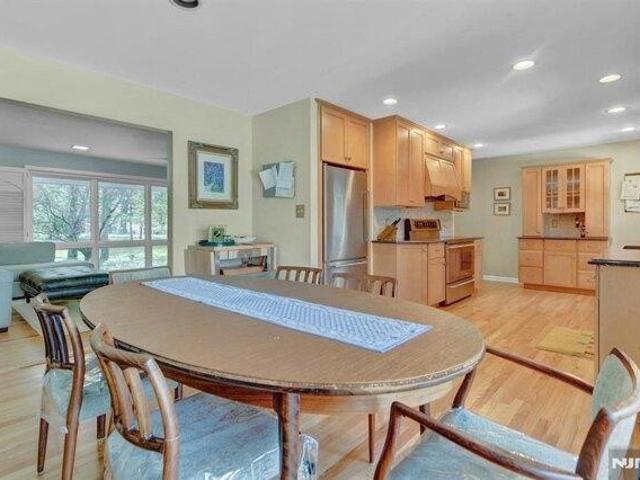 house with 3 bedroom, Kinnelon NJ DLS102255904