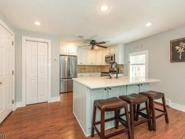 house with 3 bedroom, Kinnelon NJ DLS102258543
