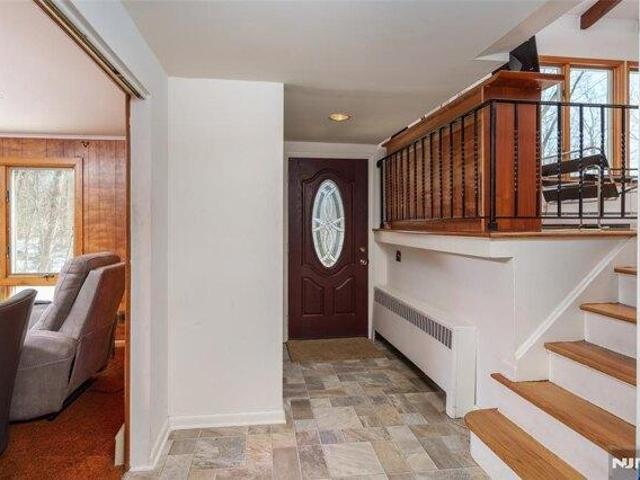 house with 3 bedroom, Kinnelon NJ DS102258842