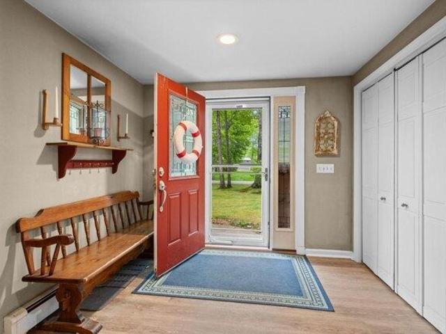 house with 3 bedroom, Kittery ME DS102595580