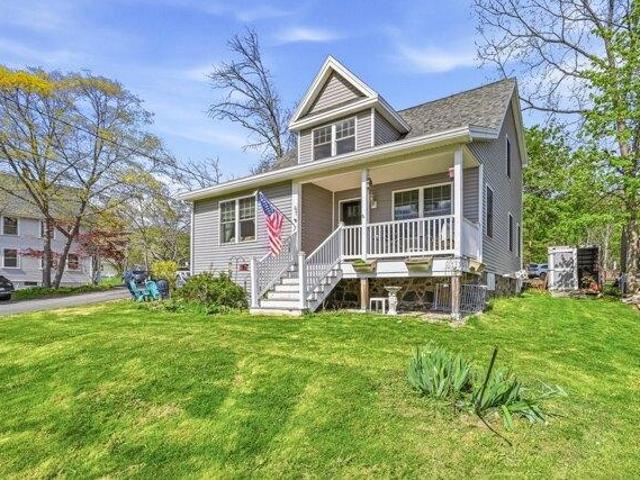 house with 3 bedroom, Kittery ME ES104833339