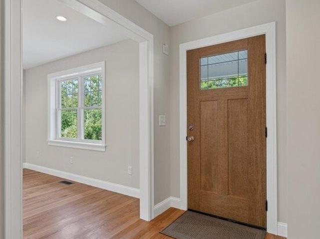 house with 3 bedroom, Kittery ME ES105094345