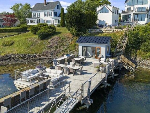 house with 3 bedroom, Kittery ME ES105229610