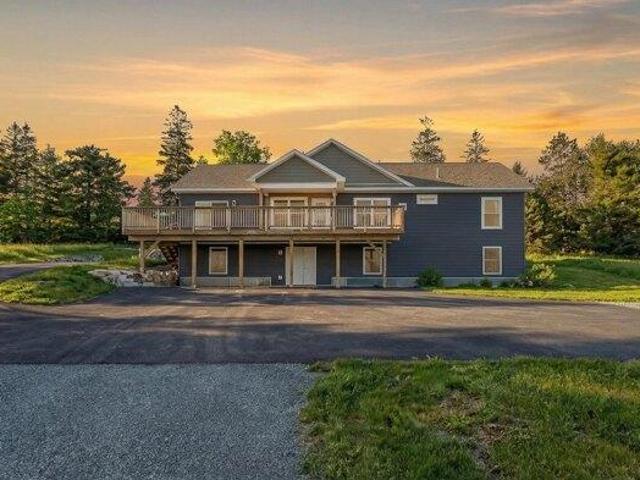house with 3 bedroom, Lamoine ME DLS102157841